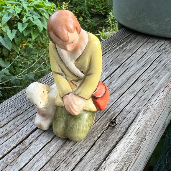 Hummel | Art | Hummel Nativity Shepherd Kneeling With Lamb Hx 82 E ...